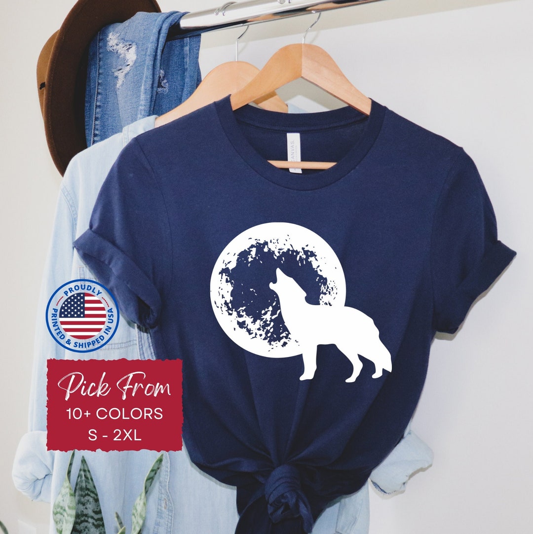 Howling Wolf Shirt Wolf Lover Gift Animal Lover Shirt Dog - Etsy