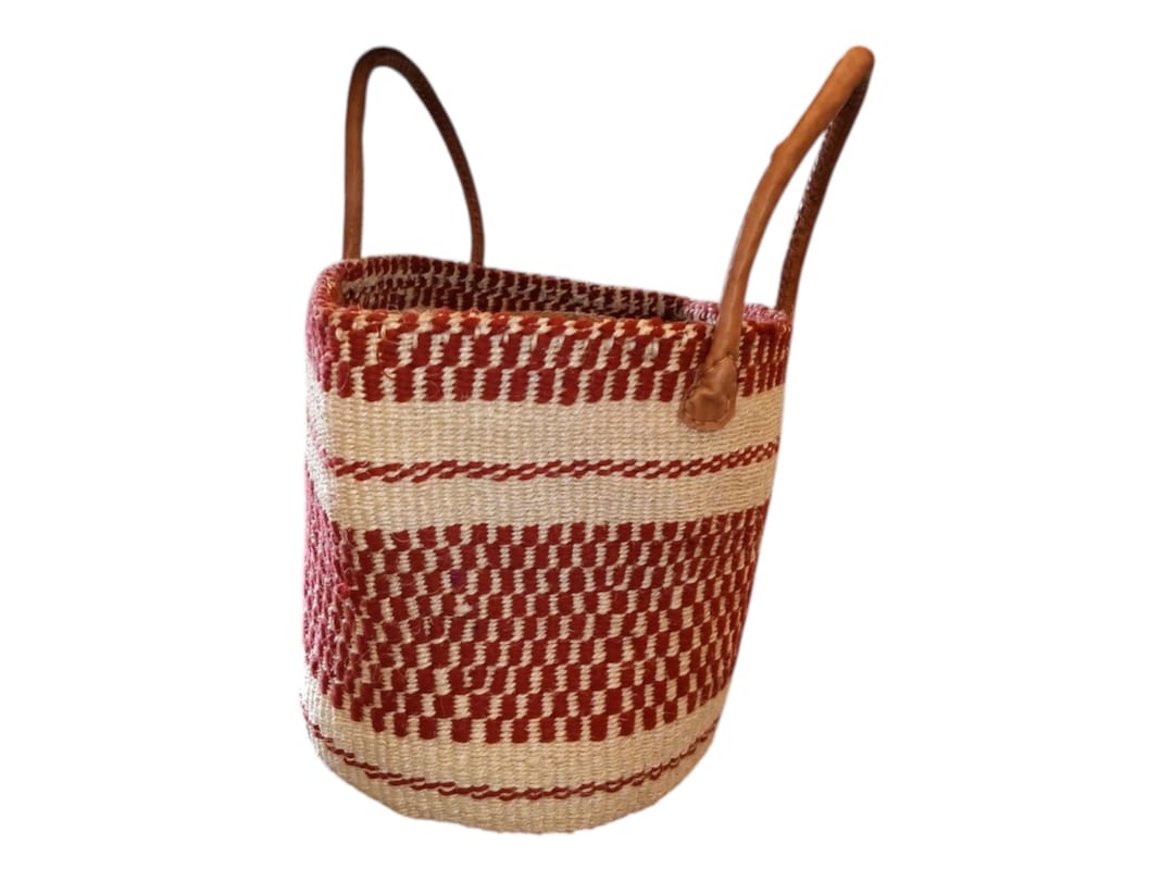 Handwoven Sisal Tote Bag: Kenyan Kiondo With Leather Handles - Etsy