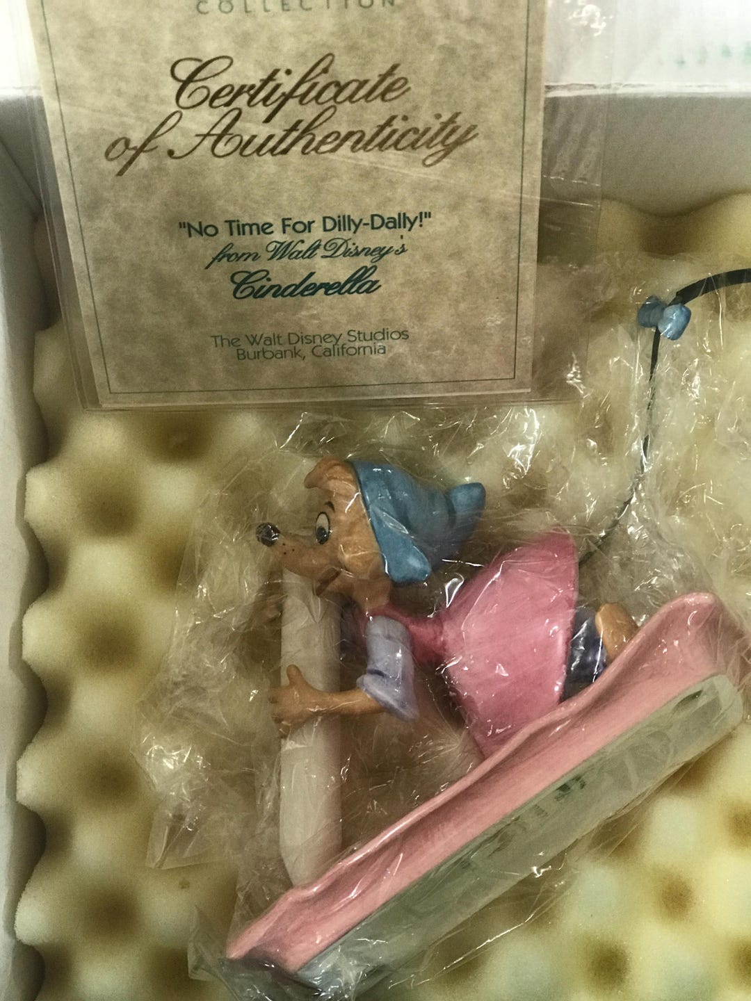 WDCC Cinderella Chalk Mouse (perla) No Time for Dilly Dally Porcelain ...
