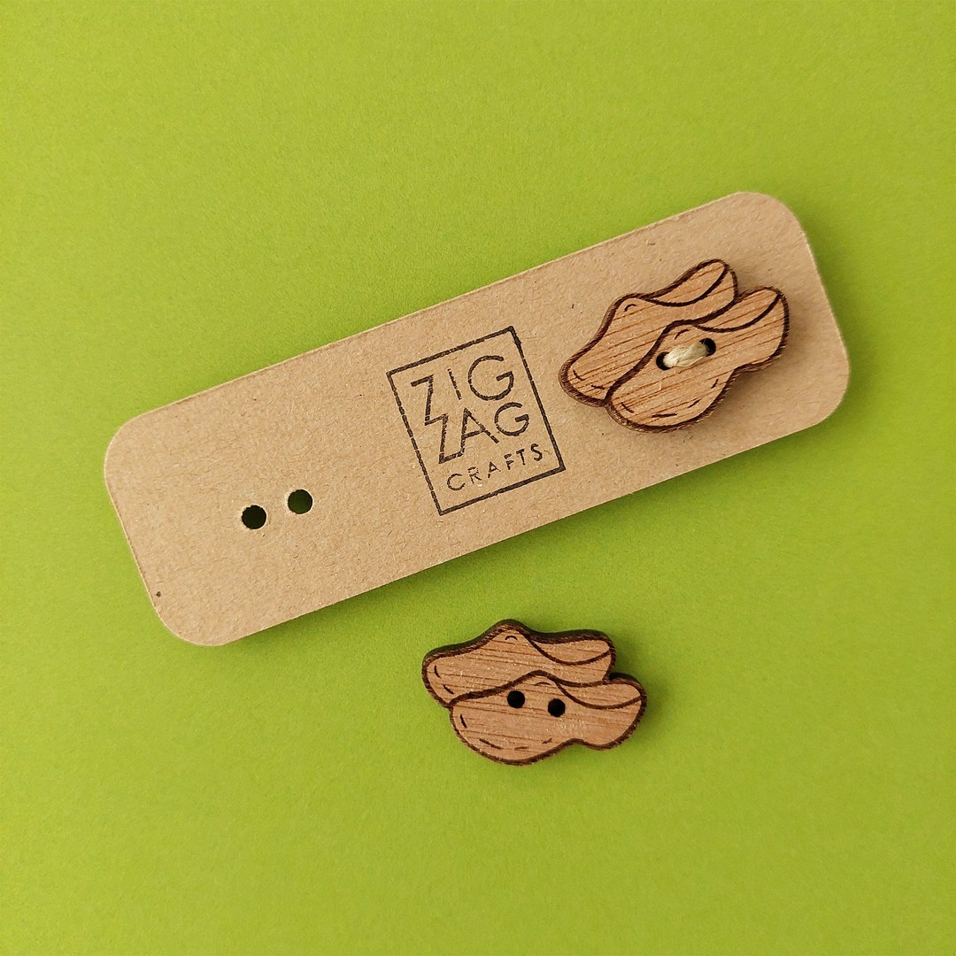 Dutch Clogs Wooden Button - Dutch Gift Pin - Sew on Tag - Etsy