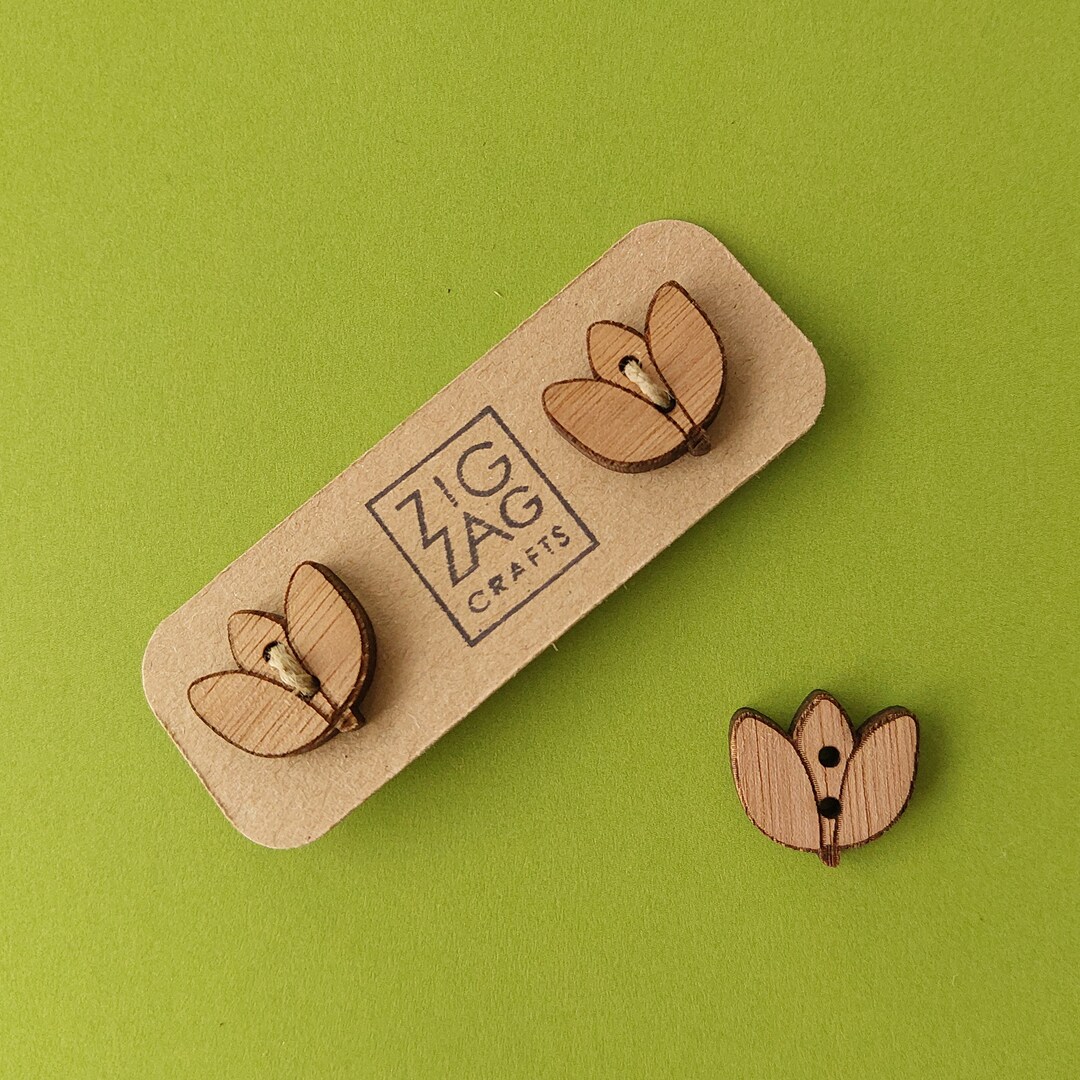 Tulip Buttons - Wooden Tulip Buttons - Flower Buttons - Wooden Button ...