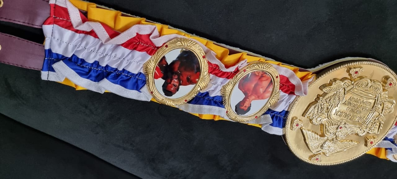 ROCKY BALBOA RING Magazine Award World Heavyweight Championship Title ...