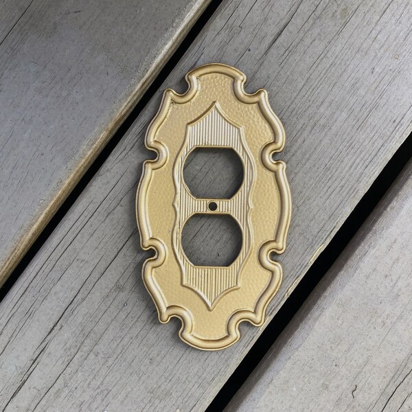 Vintage Outlet Cover - Etsy