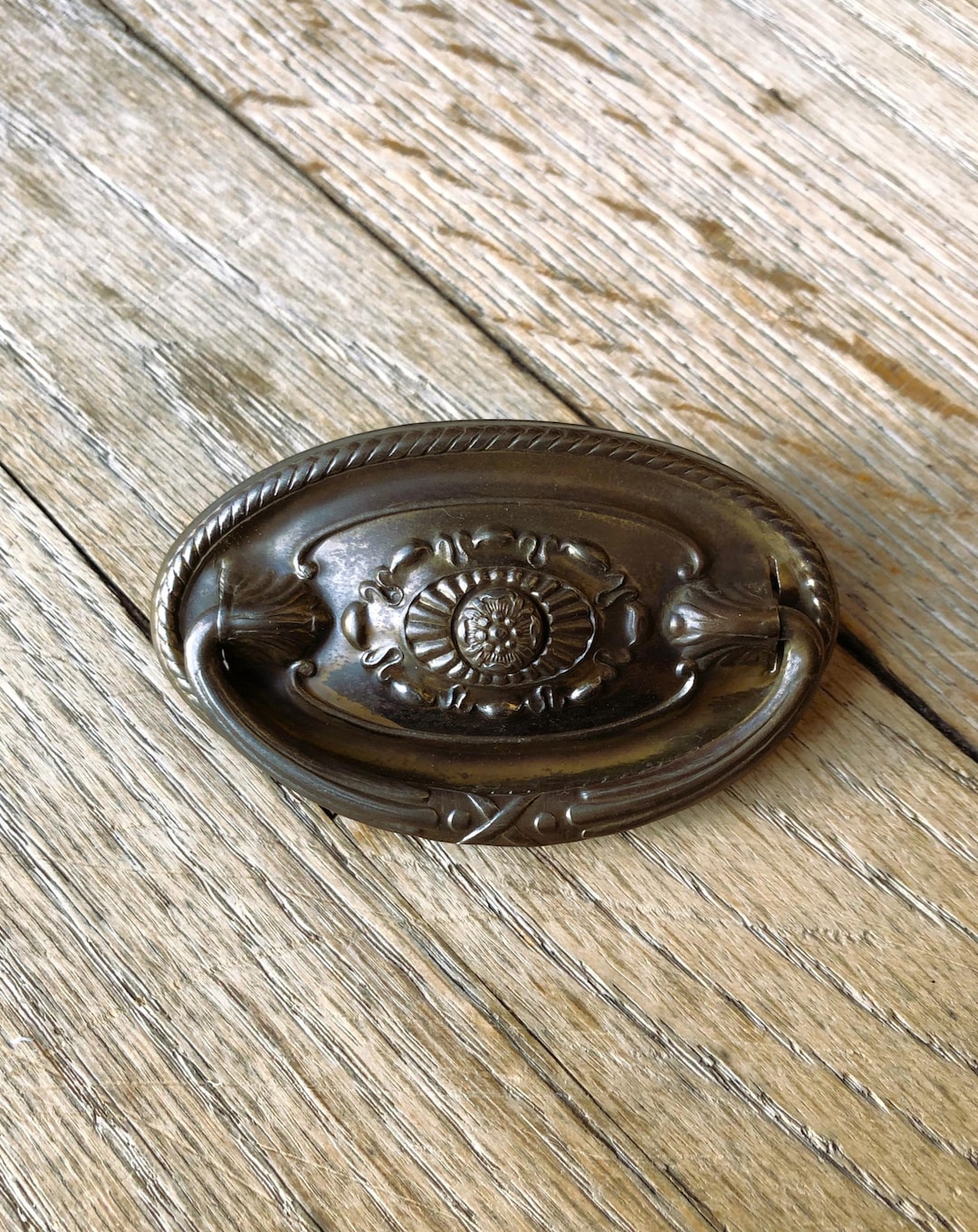 Vintage Hepplewhite Drawer Pulls Oval 4 AVAILABLE, Dark Antique Brass ...