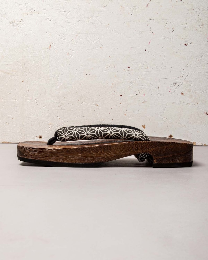 Traditional Japanese Wooden Clog Sandals - Etsy