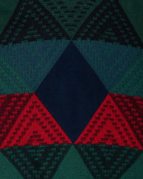 80's/90's Jumper Triangles/Pyramids Design - Gem