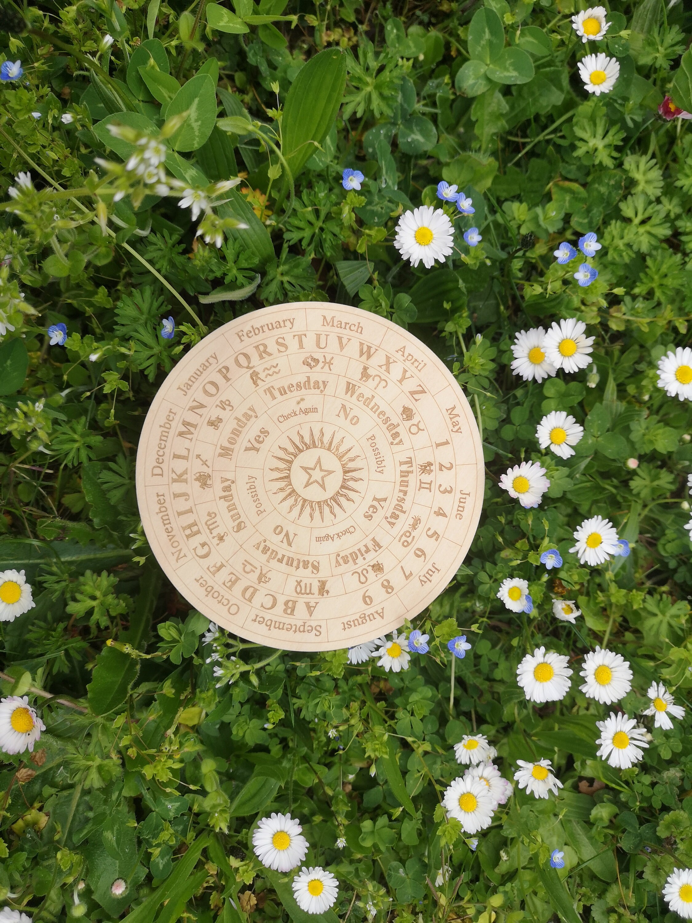 Pendulum / Dowsing Board Divination Witchcraft Divinatory Arts ...