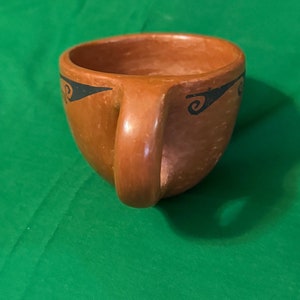 Vintage Native American Hopi Pueblo Sichomovi Black-on-red Cup by Anita ...