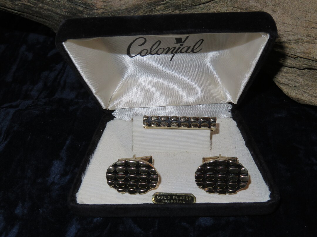 Vintage Colonial Tie Clip and Cuff Link Set, Gold Plated, Comes in ...