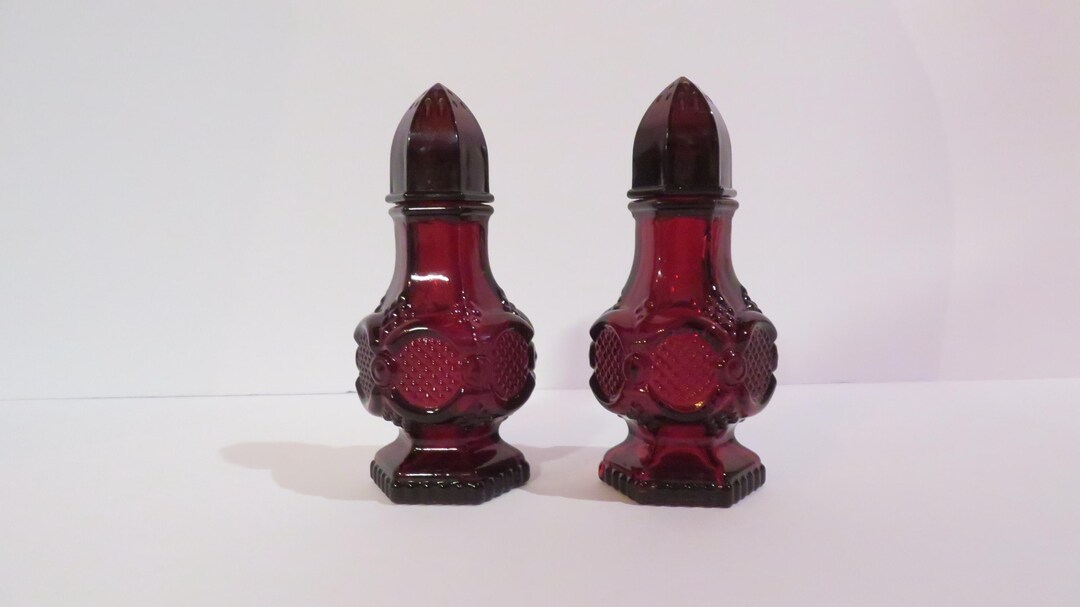 Vintage Avon Salt and Pepper Set,cranberry Red,plastic Screw-on Tops ...