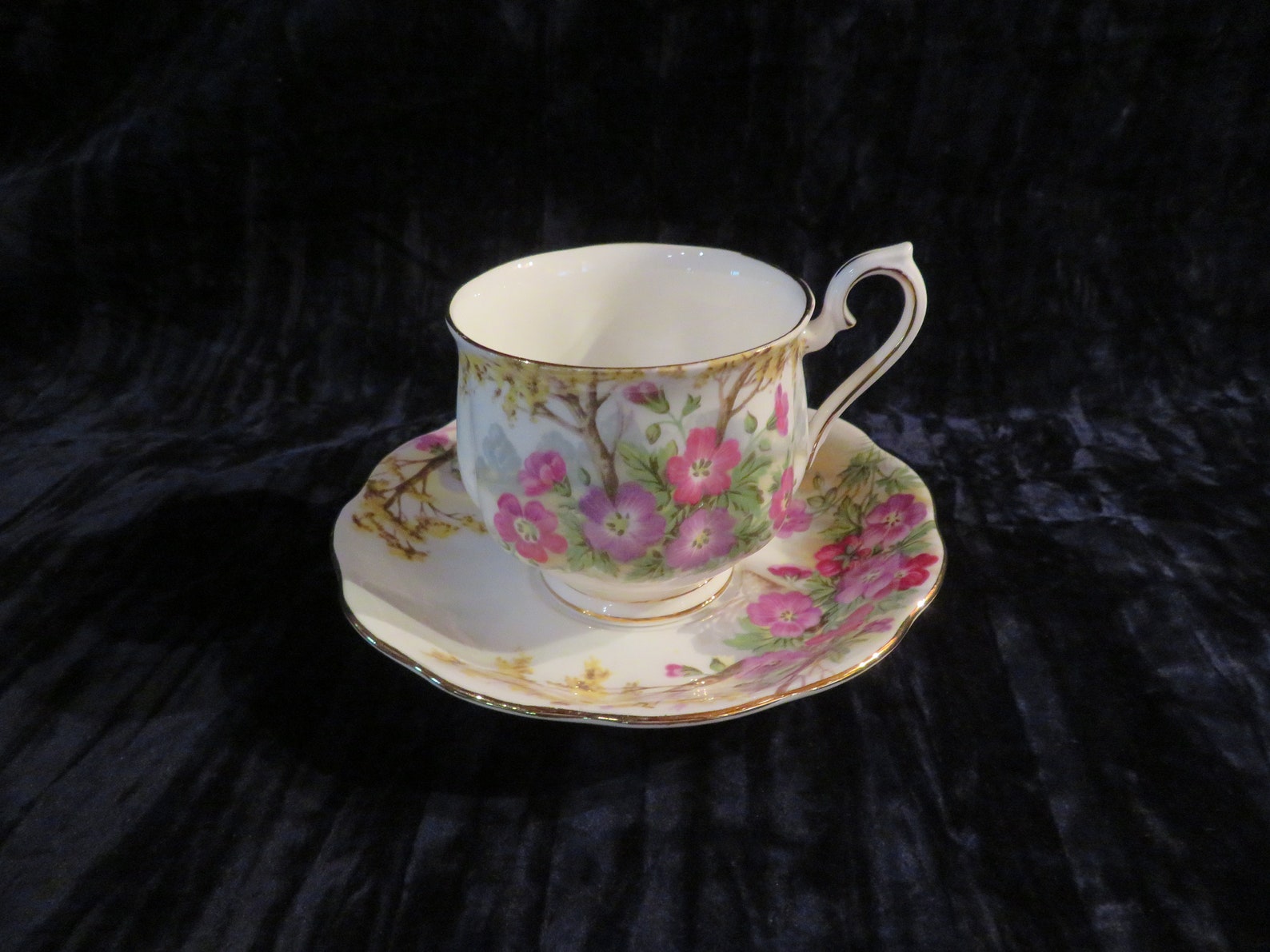 Vintage Wild Geranium, Royal Albert, Made in England, Bone China, Tea ...