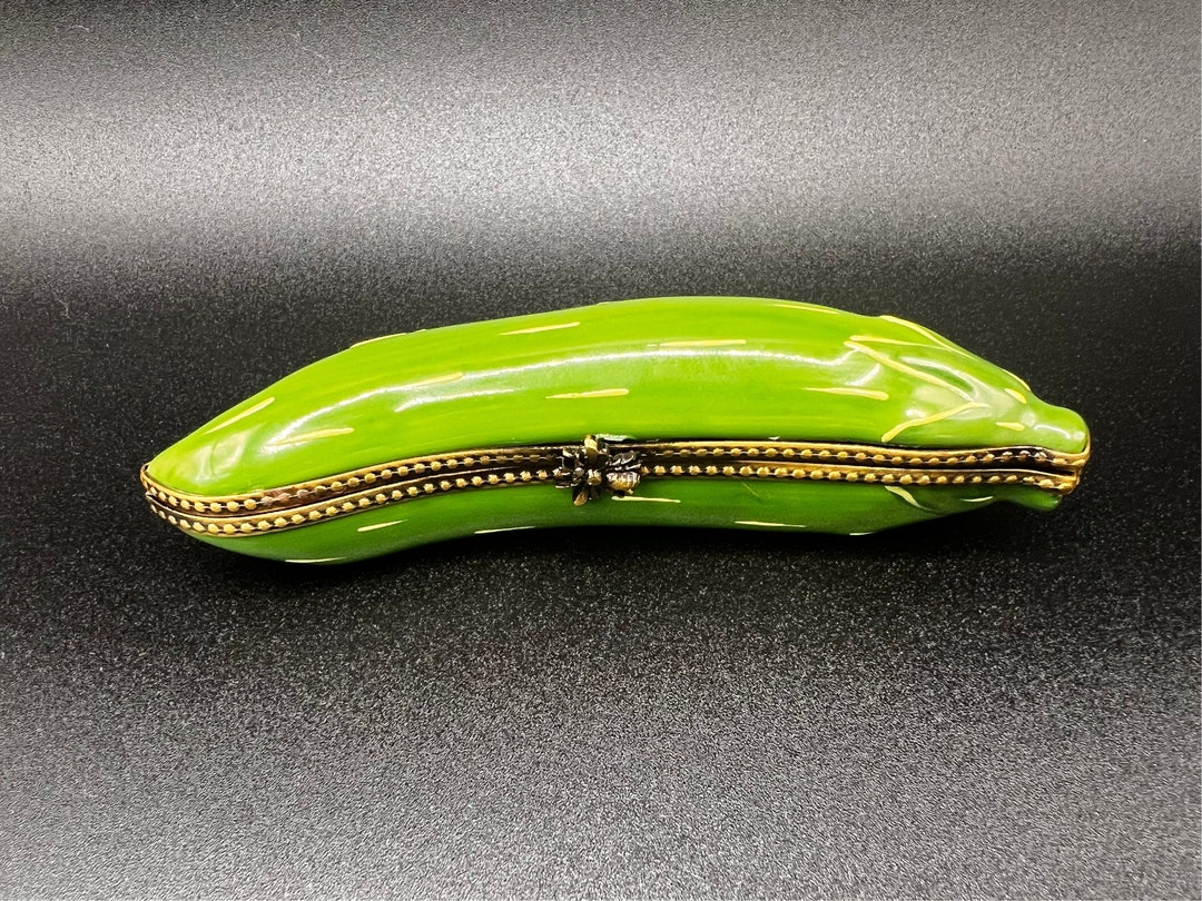 Rochard Limoges France green Pea Pod Porcelain Hinged Peint Main ...