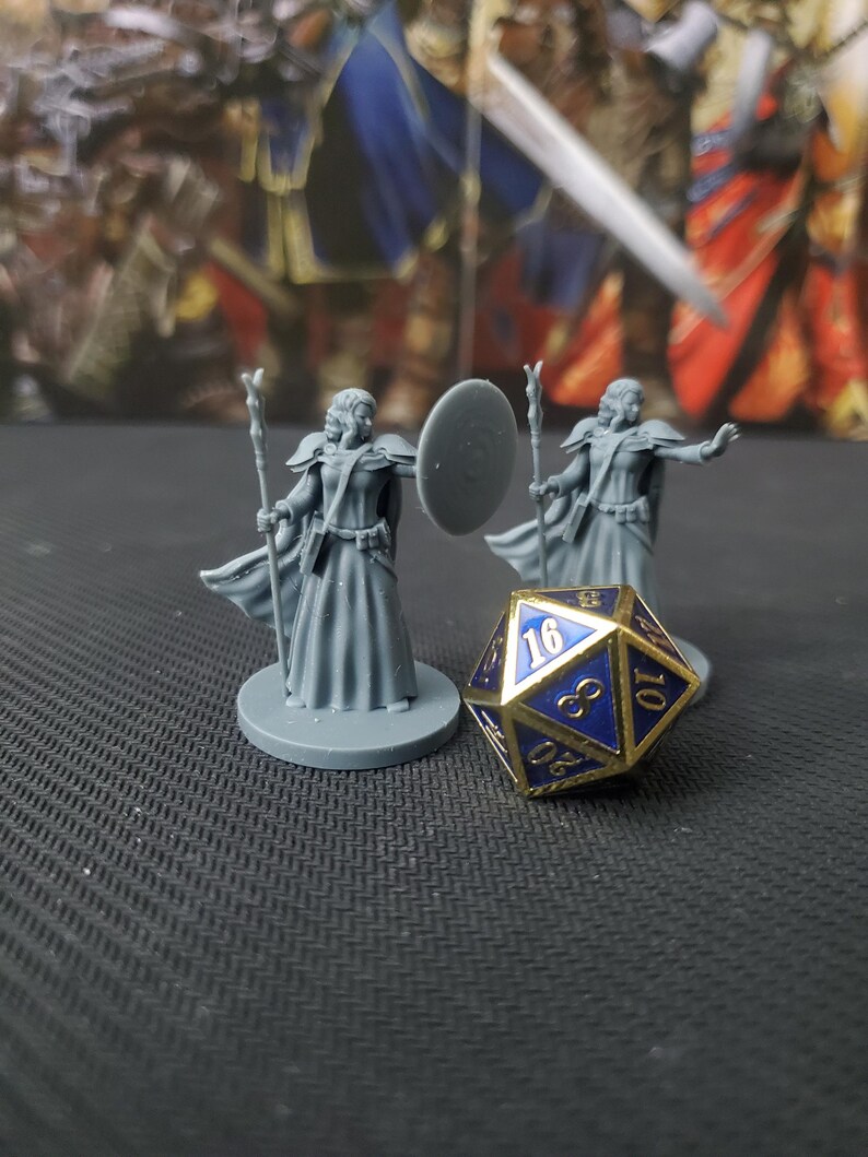 Human Female Abjurer Wizard With Shield Spell/ Mz4250/ 25mm Scale ...