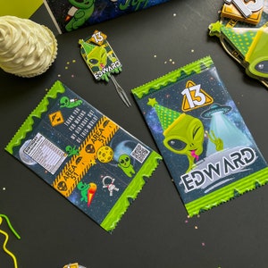 Alien Cake Topper, Space Alien Birthday, Out of This World Cake Topper ...