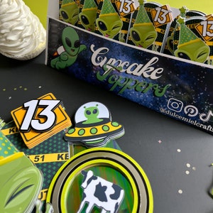 Alien Cake Topper, Space Alien Birthday, Out of This World Cake Topper ...