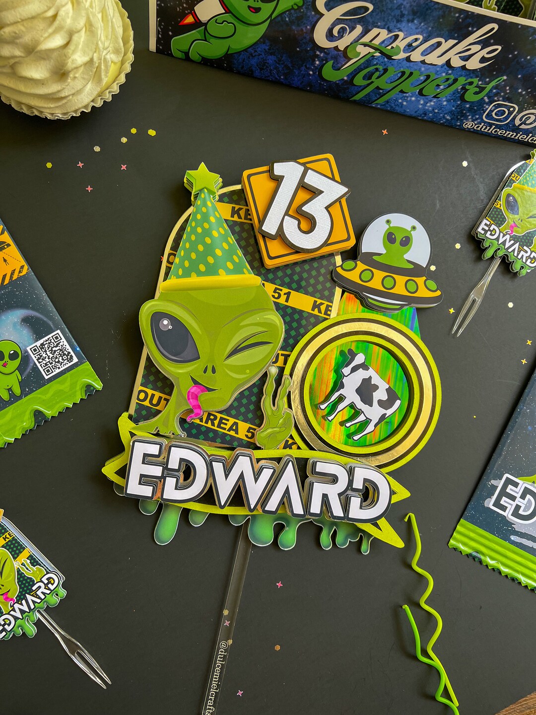 Alien Cake Topper, Space Alien Birthday, Out of This World Cake Topper ...