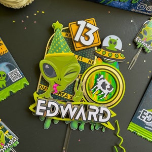 Alien Cake Topper, Space Alien Birthday, Out of This World Cake Topper ...