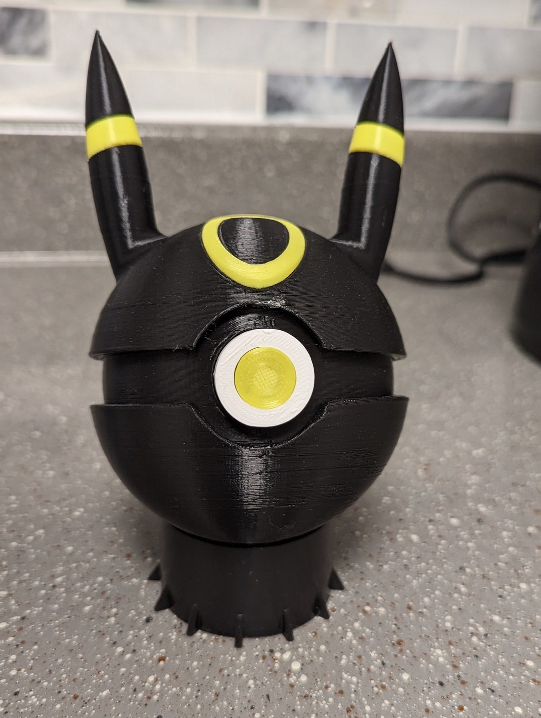 Umbreon Pokeball - Etsy