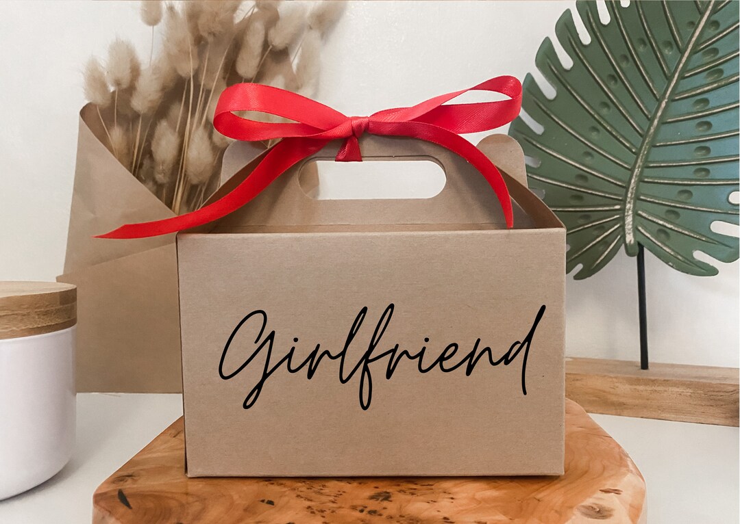 Personalised Girlfriend Gift Box GIRLFRIEND Girlfriend, Boyfriend ...
