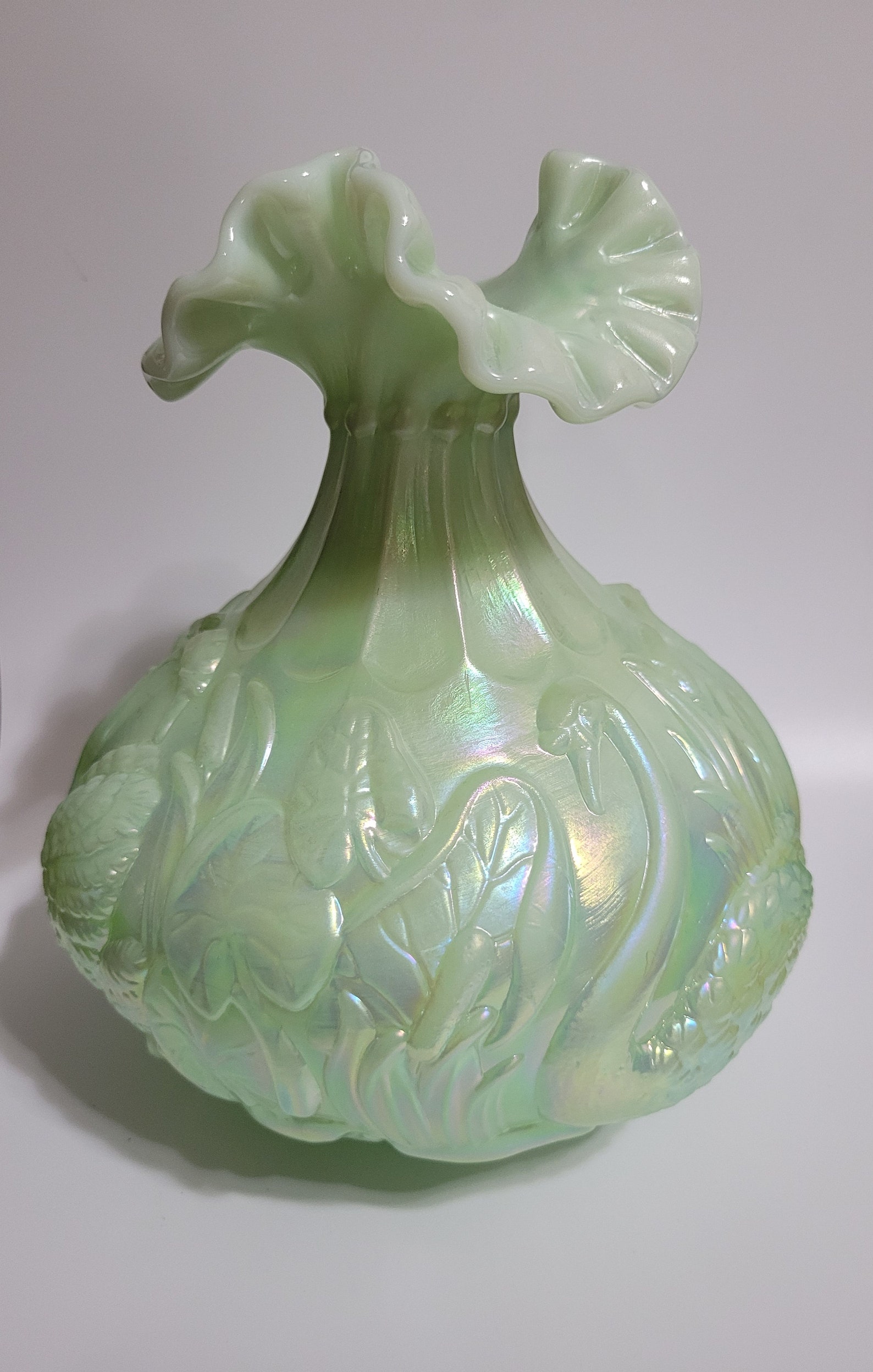 Fenton Iridescent Sea Green Ruffled Swan Vase - Etsy