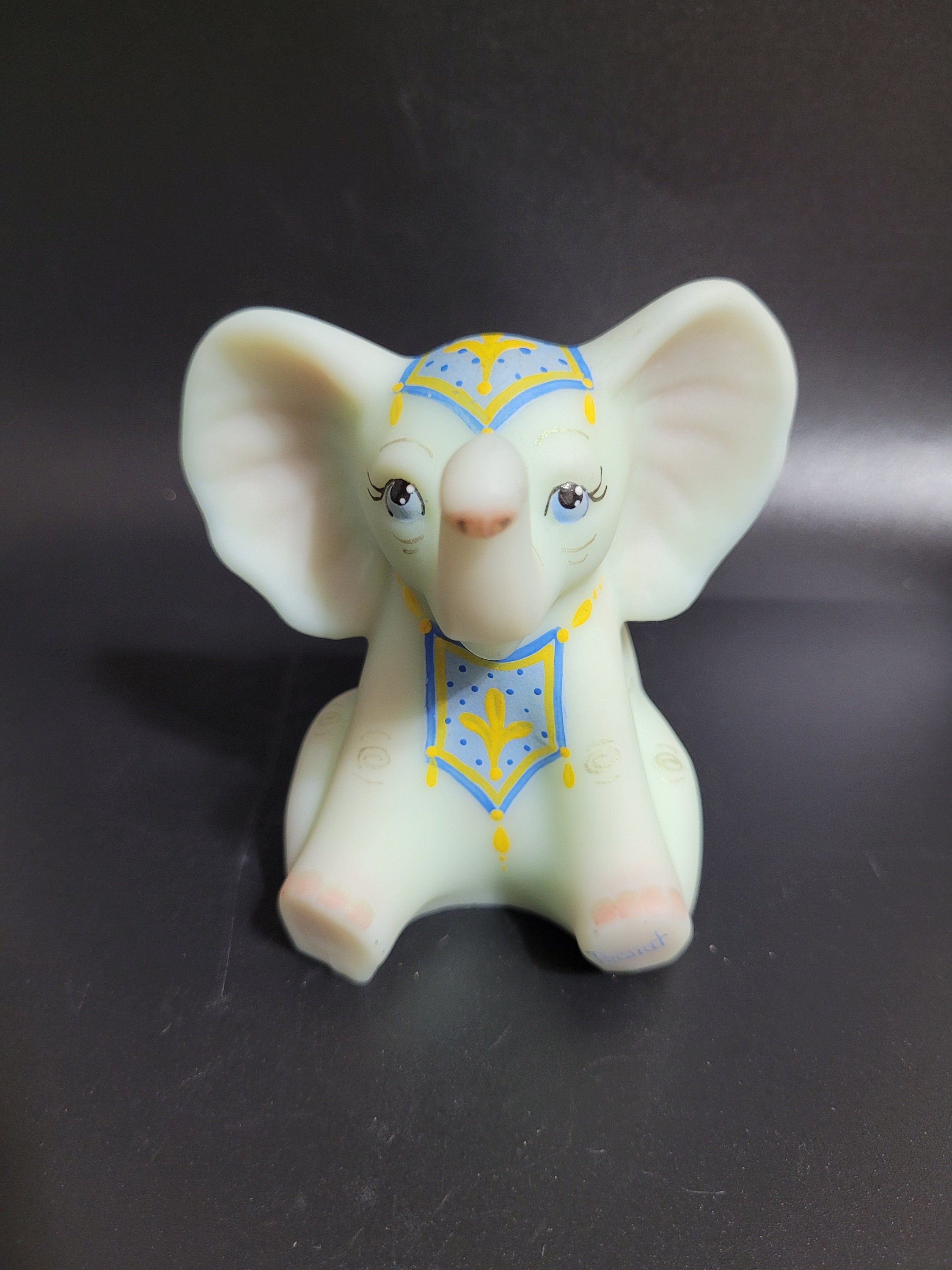 HTF RARE Only 90 Made Fenton H.p. Lotus Mist Elephant 2005 Circus ...
