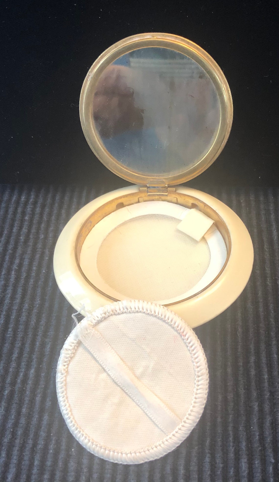 Vintage Celluloid Powder Compact - Etsy