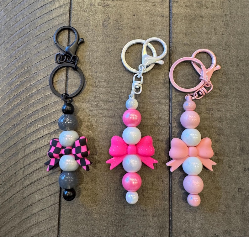 Girly Bow Keychain, Keychain Bar, Silicone Bead Keychain, Gift ...