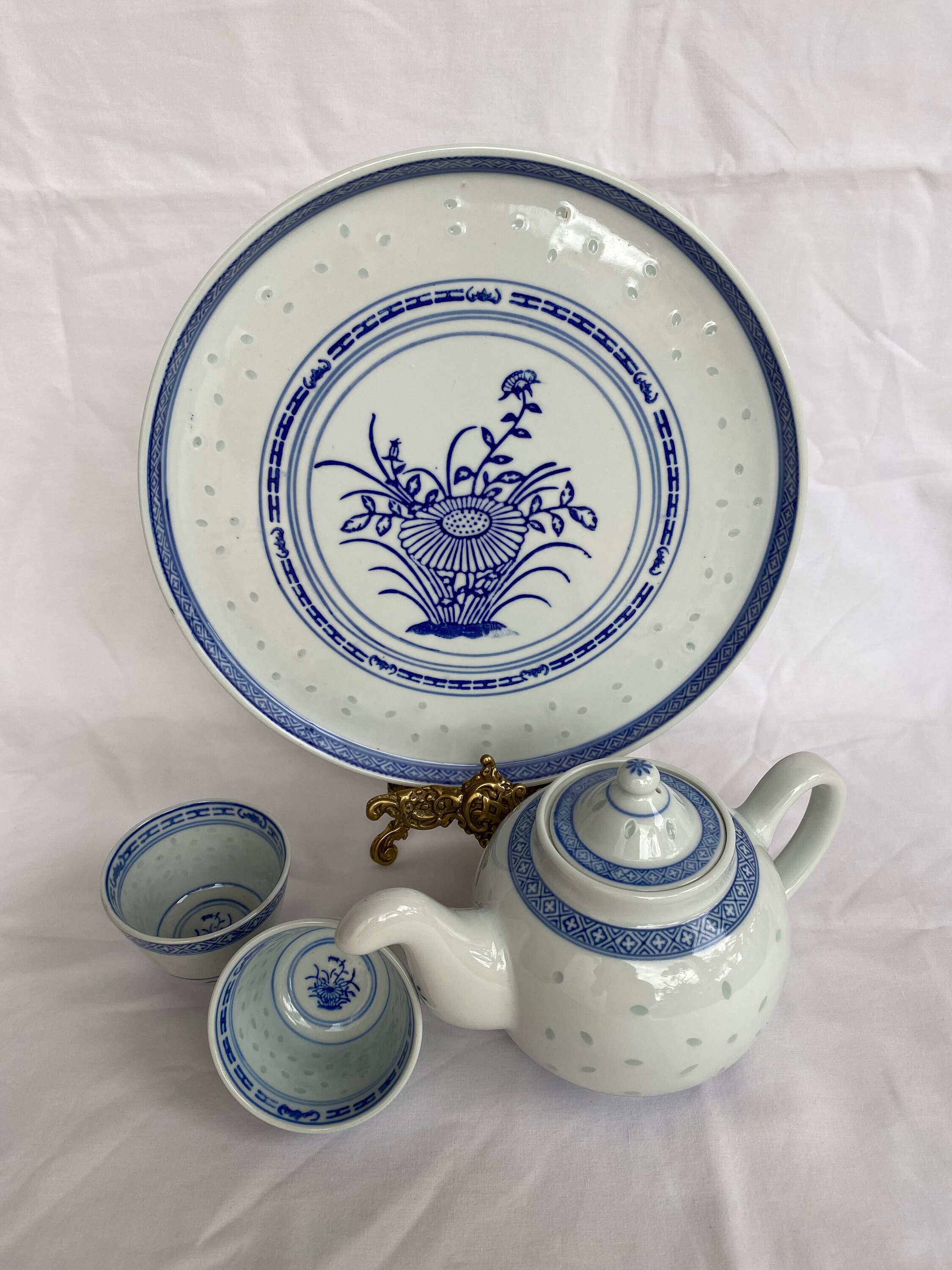 Vintage Porcelain Chinese Rice Grain Chrysanthemum Flower Pattern Tea ...