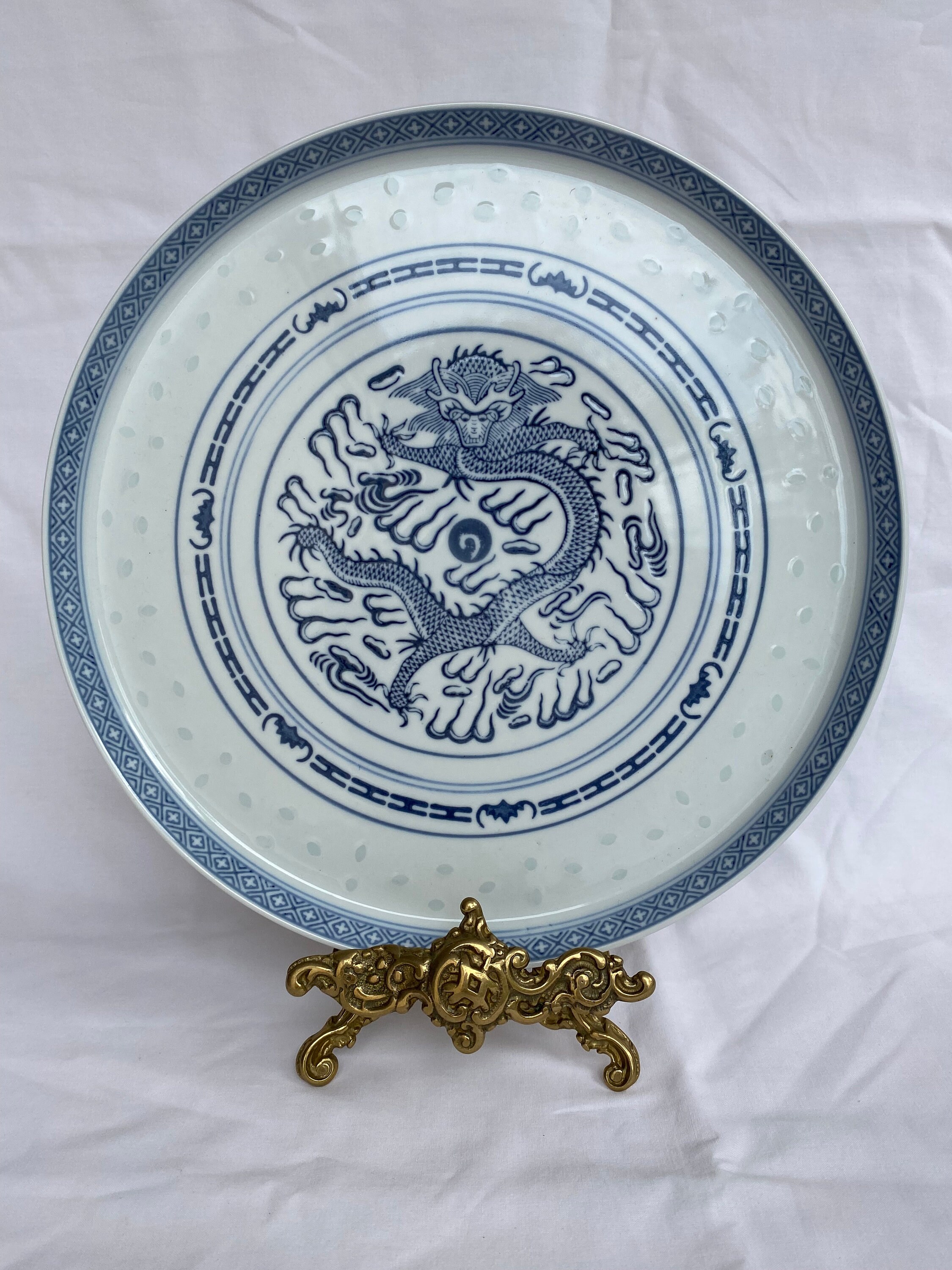 Vintage Chinese Jingdezhen Porcelain Blue and White Dragon Rice Grain ...