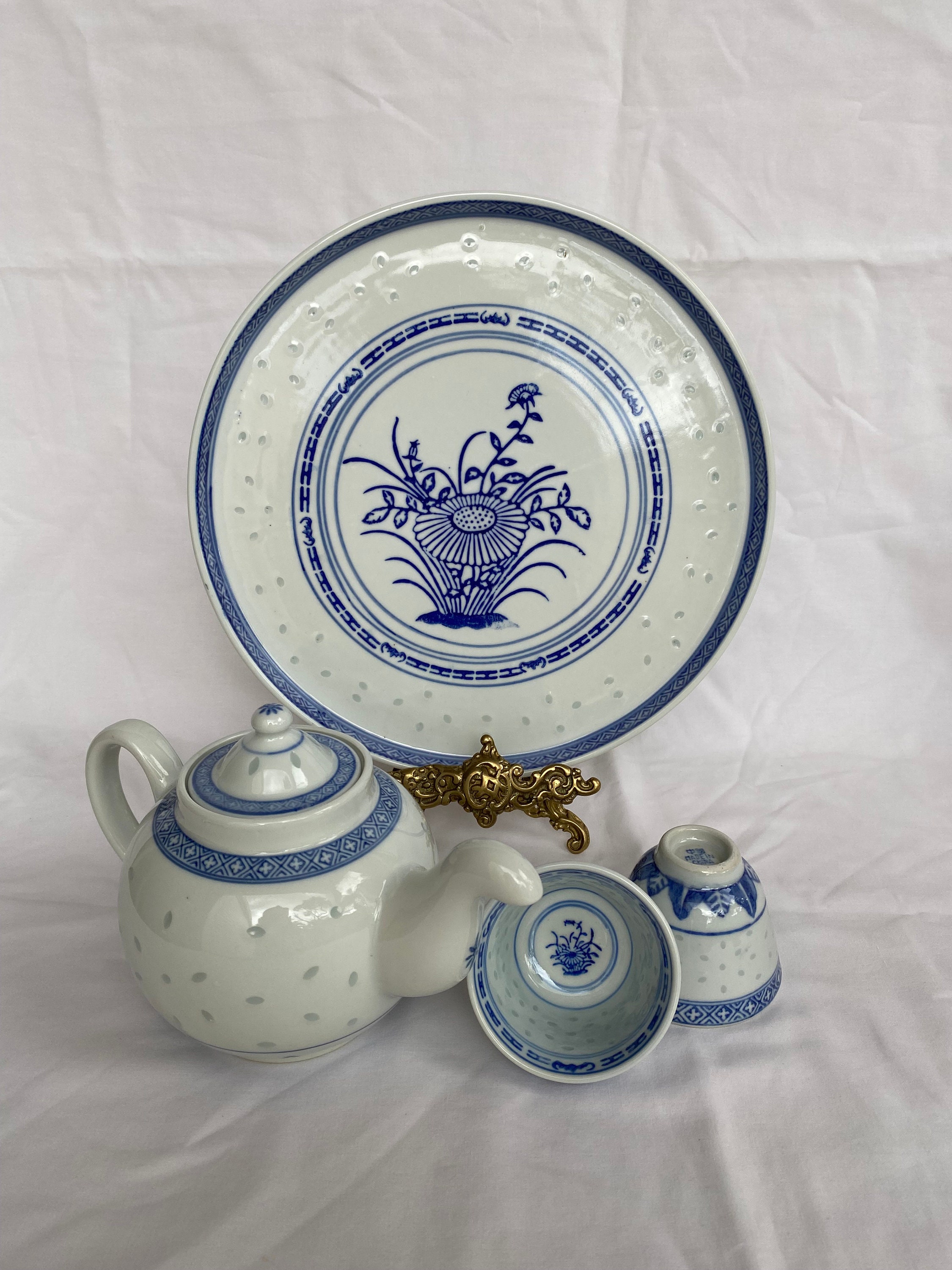 Vintage Porcelain Chinese Rice Grain Chrysanthemum Flower Pattern Tea ...