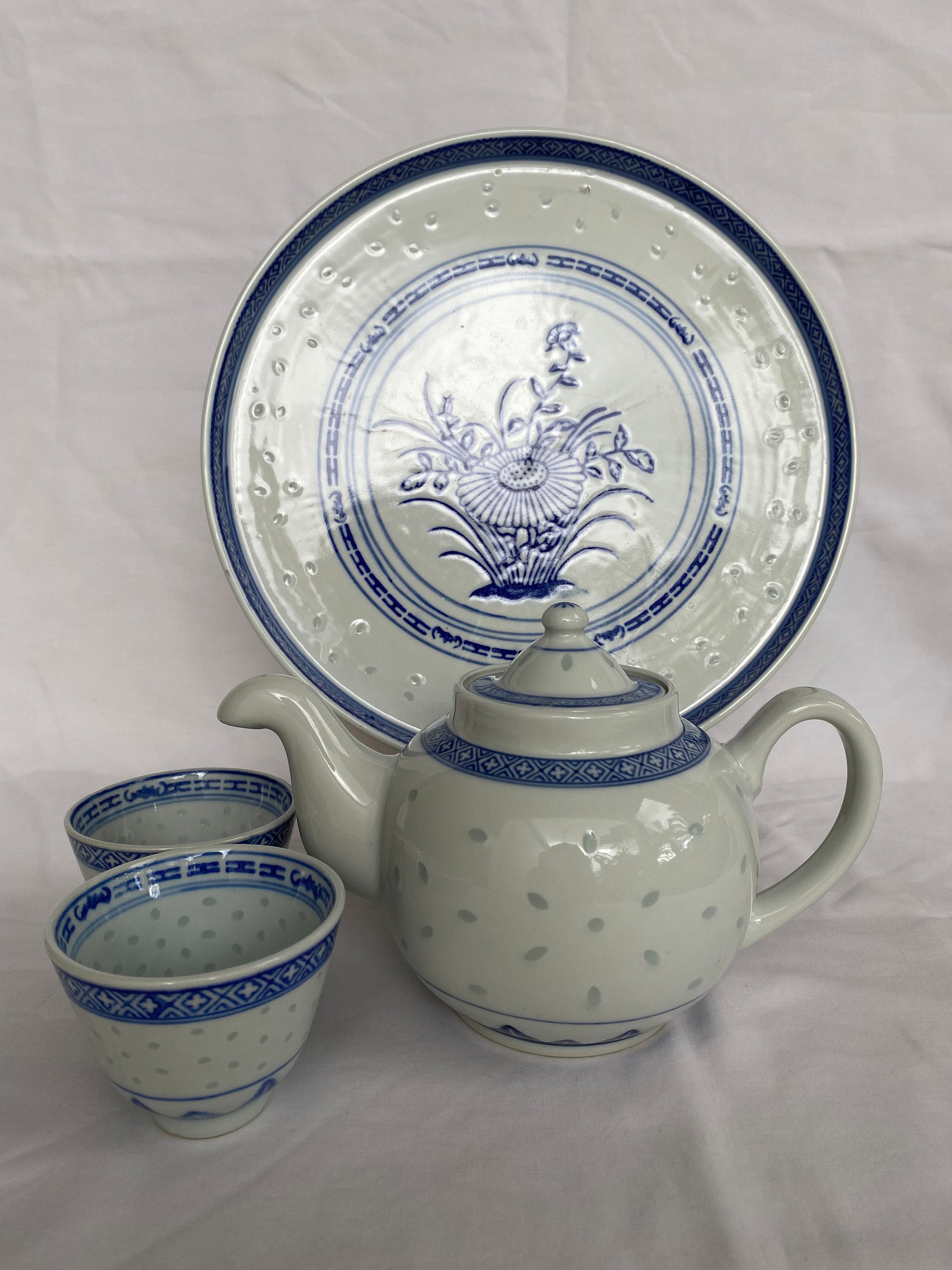 Vintage Porcelain Chinese Rice Grain Chrysanthemum Flower Pattern Tea ...