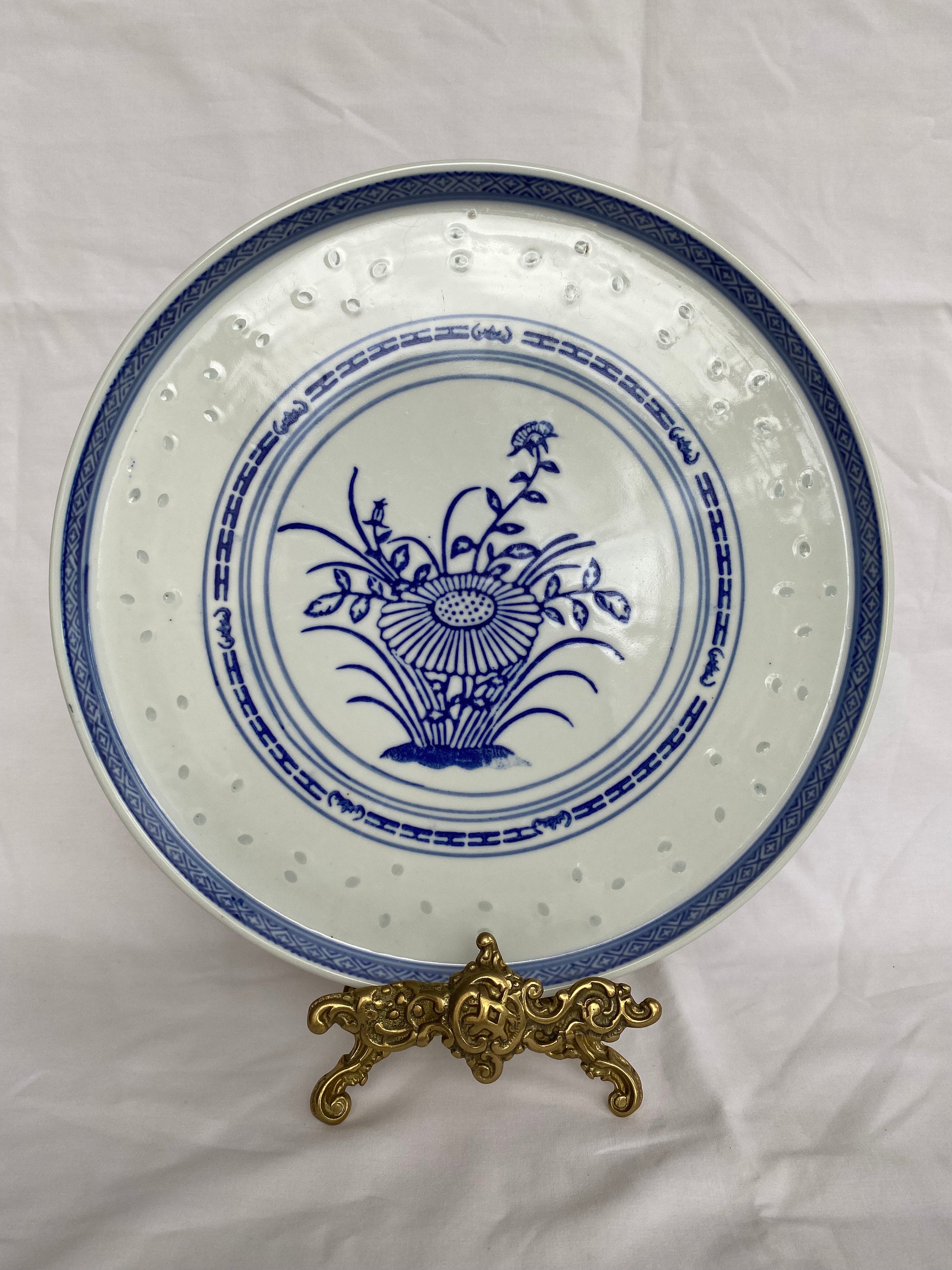 Vintage Porcelain Chinese Rice Grain Chrysanthemum Flower Pattern Tea ...