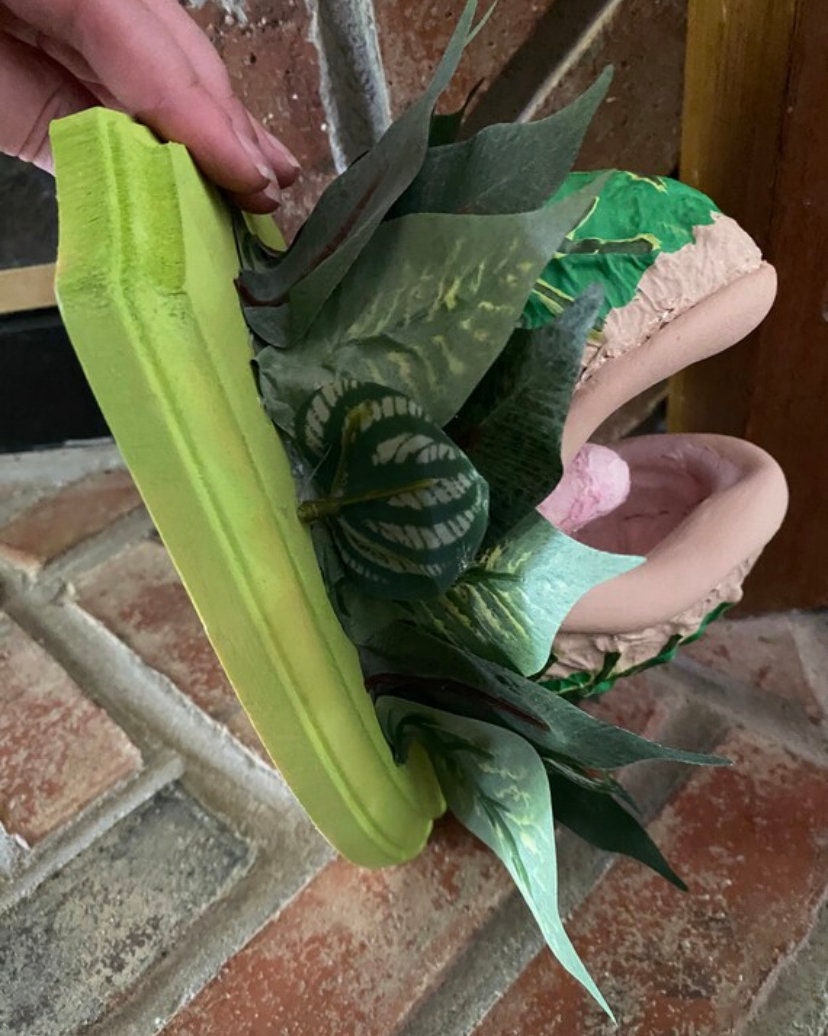 Handmade Little Shop of Horrors Audrey Two Seed Pod Wall - Etsy