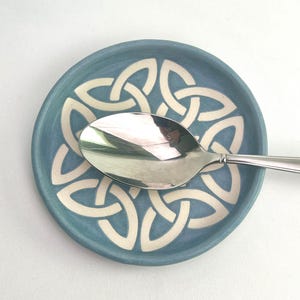 Celtic Knot Stoneware Plate, Handmade Decorative Ceramic Dish for Home ...