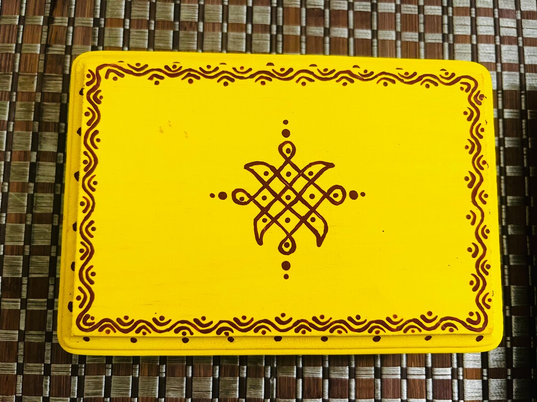 7/5 Kolam Designed Mini Chowki / Manai / Peeta . Return Gifts / Pooja ...