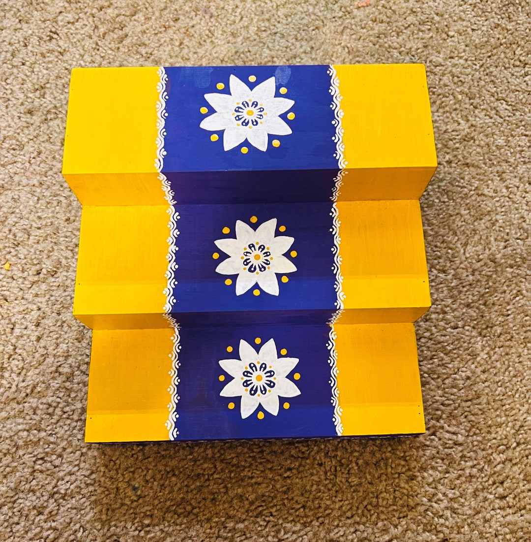 2 Count Kolam Design 3 Step Stool for Pooja (2 Count) | Muggulu | Kolam ...