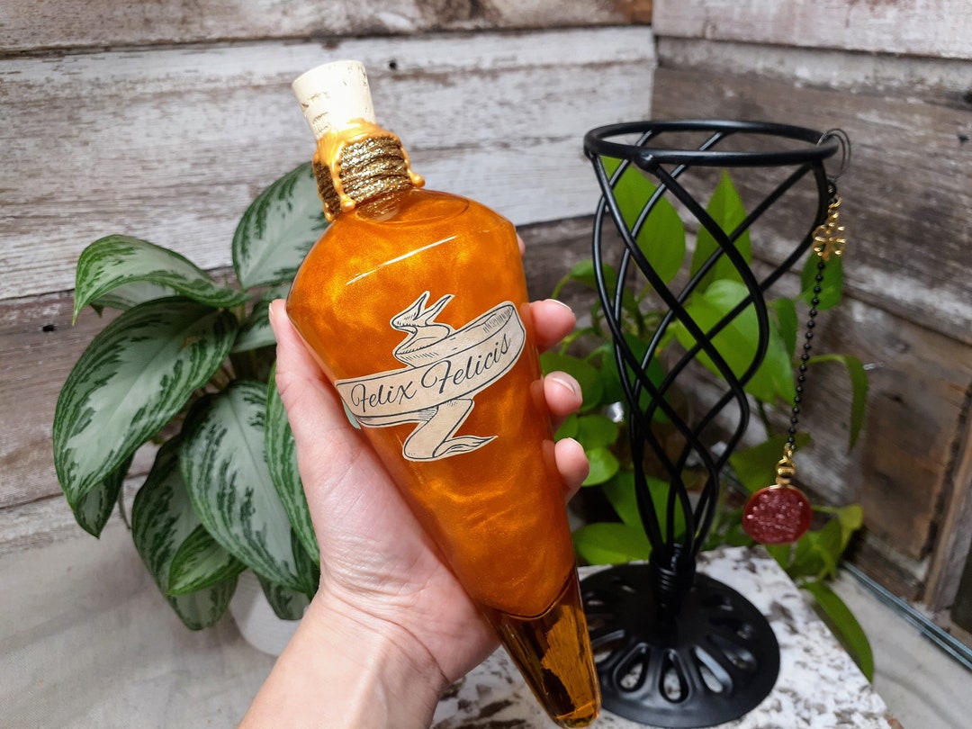 Felix Felicis Potion & Stand Liquid Luck Magic Potion Bottle Golden ...