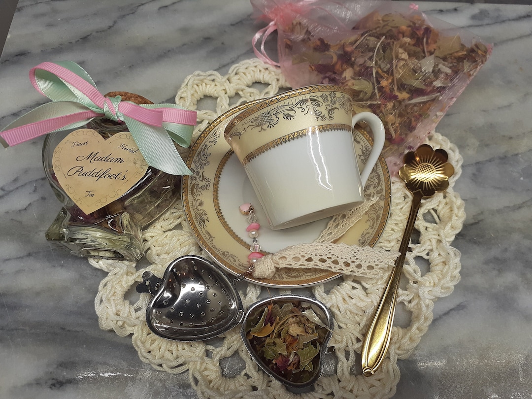 Deluxe Magical Tea Set Madam Puddifoot's Tea and Cakes Inspired Gift ...