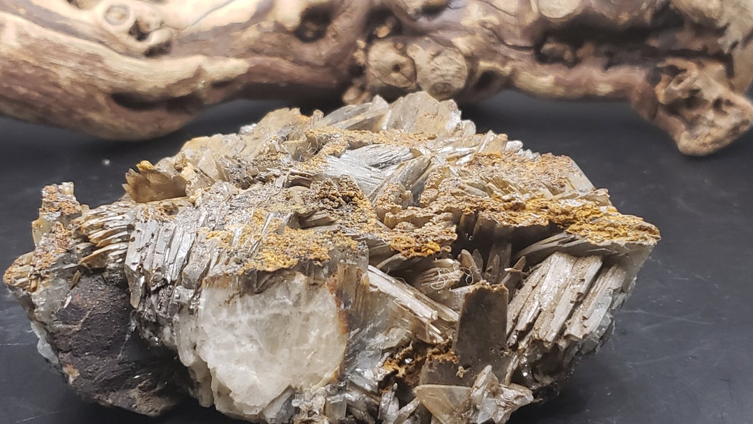 Gorgeous 494 Gram Barite Specimen With Dirt Inclusions in Quartz ...