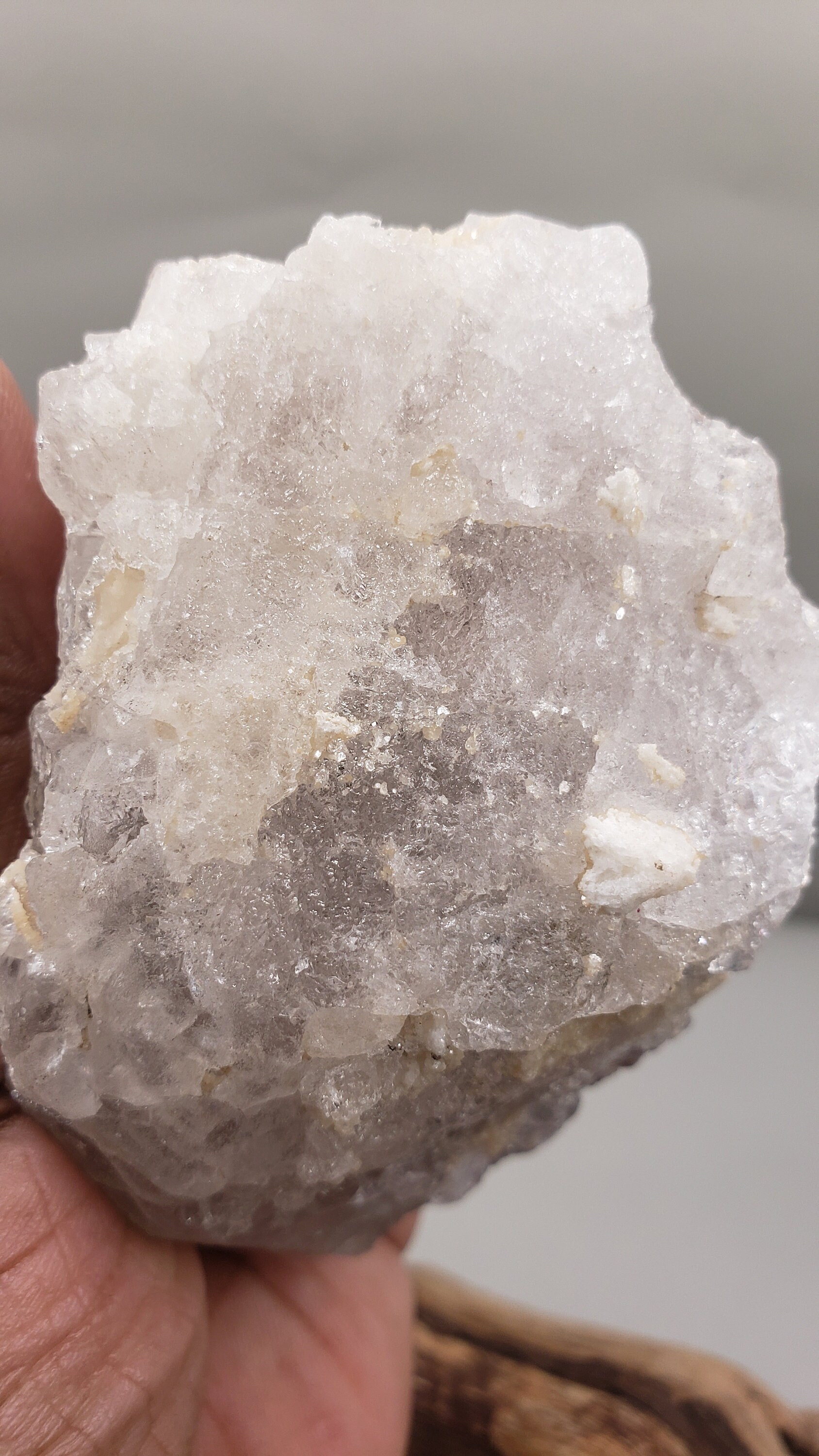 Striking Clear Quartz With Rainbow Flash Rock Crystal Master Healer ...