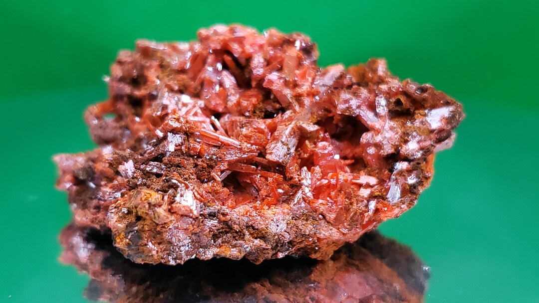 Gorgeous Crocoite Specimen From Australia Prismatic Adamantine Crystals ...