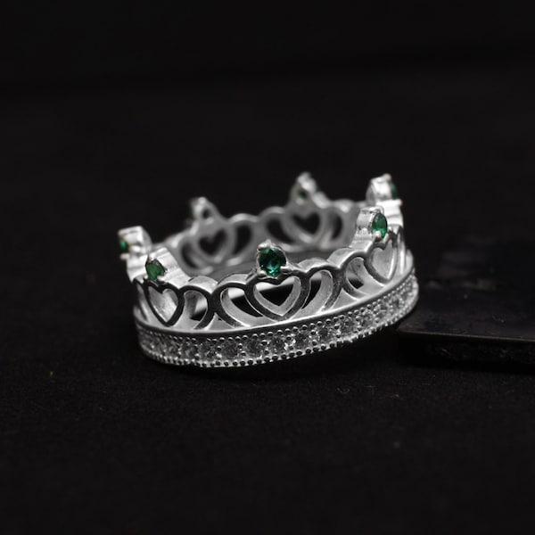 Queen Ring - Etsy