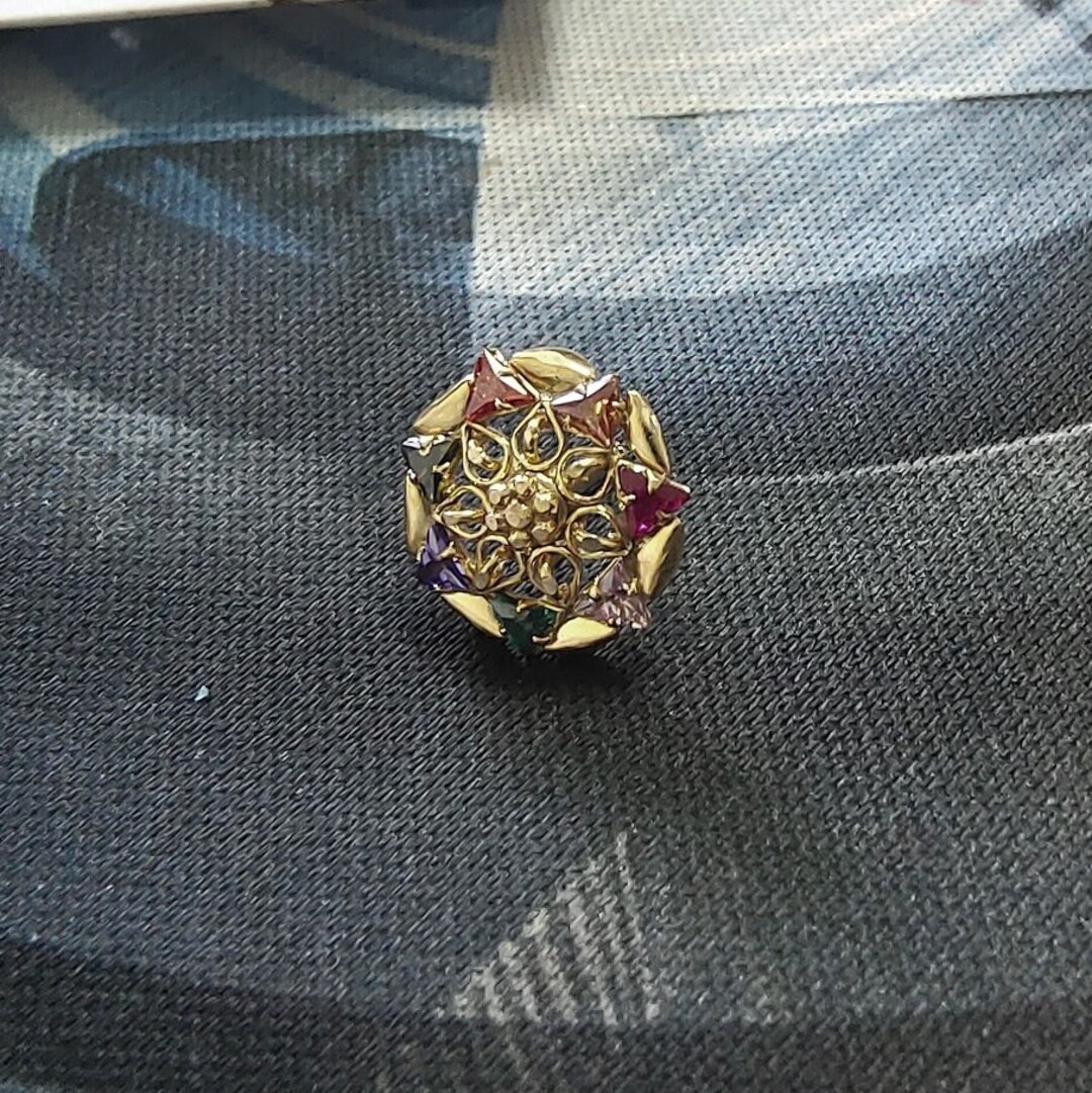 Emma 20K Gold Nose Pin Triangle Style Shape ANTIQUE DIAMOND Multi Color ...