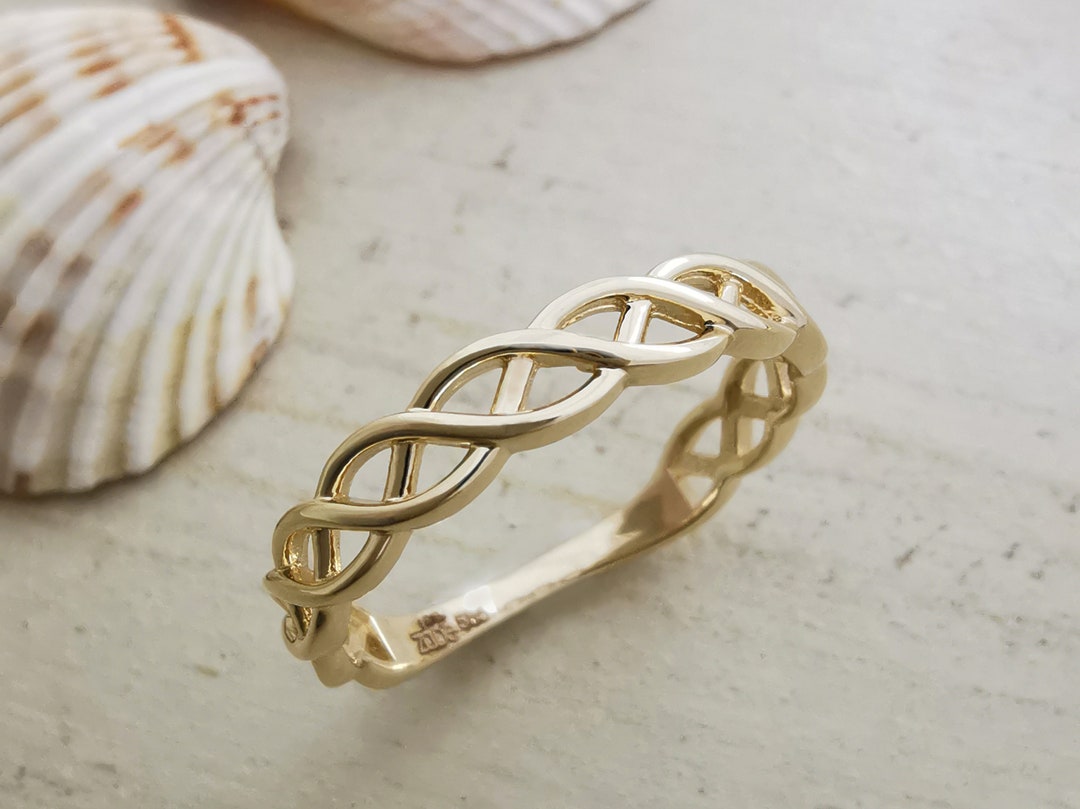 14K Gold Braid Ring: Infinity Twist Band - Etsy