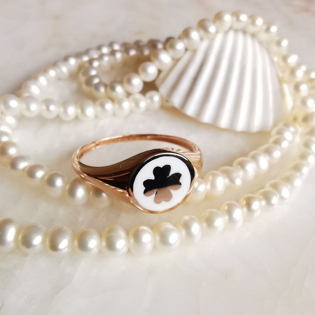 Enamel Clover Signet Ring, Four Leaf Clover Ring, Stackable Enamel Gold ...