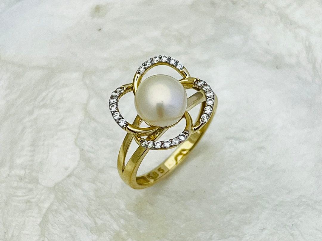 Flower Pearl Ring: 14K Gold Wind Rose Anniversary Ring - Etsy