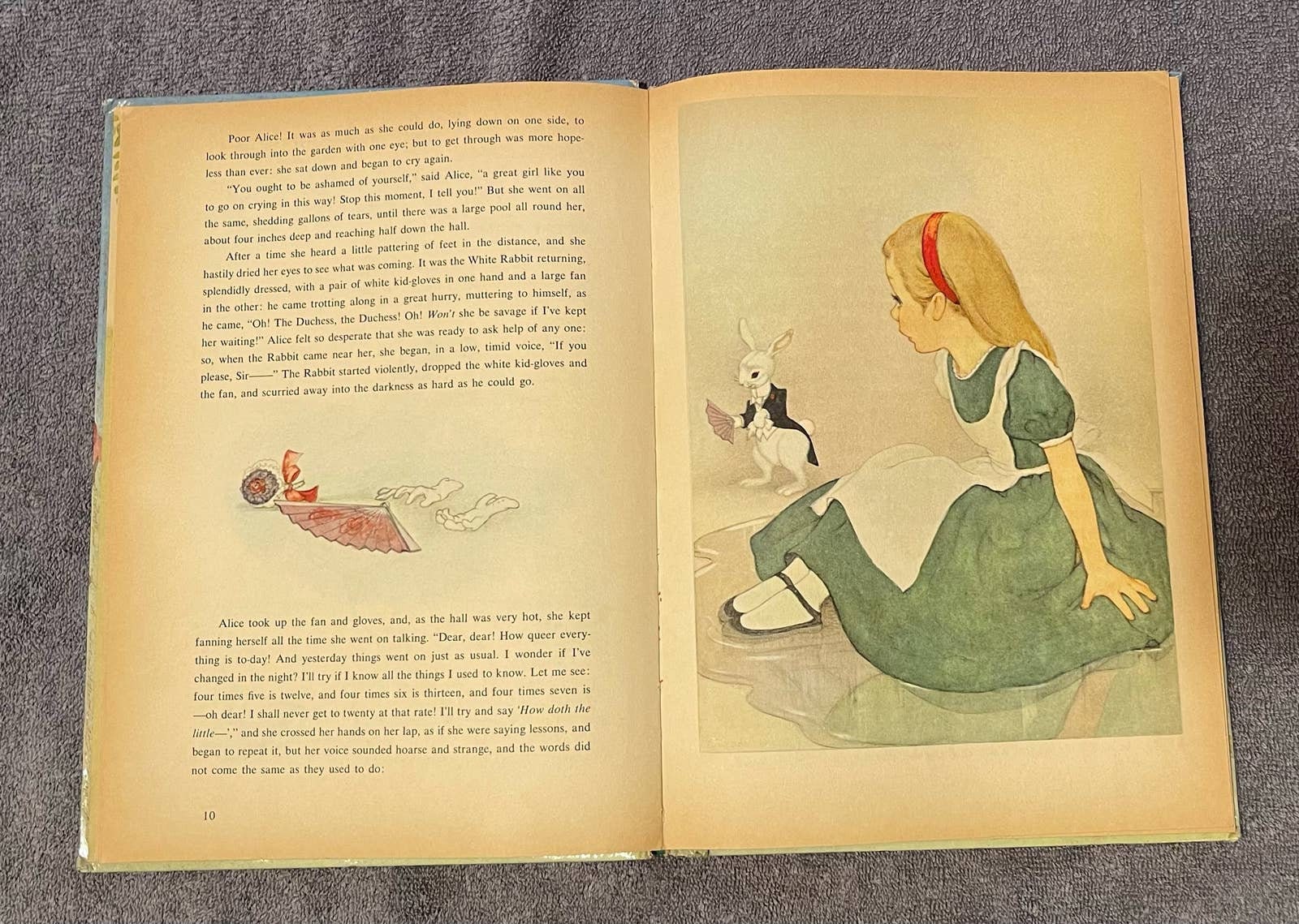 Dandelion Library Alice in Wonderland Book 1955 - Etsy