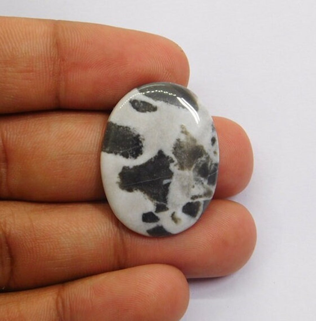 Natural Buffalo Turquoise Gemstone Turquoise Cabochon. White & Black ...
