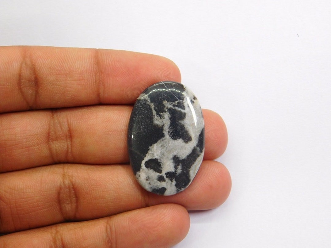 Natural Buffalo Turquoise Gemstone Turquoise Cabochon. White & Black ...
