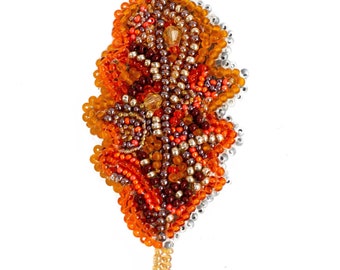 Clover Bead Embroidery Kit. Seed Bead Brooch Kit. DIY Craft Kit ...